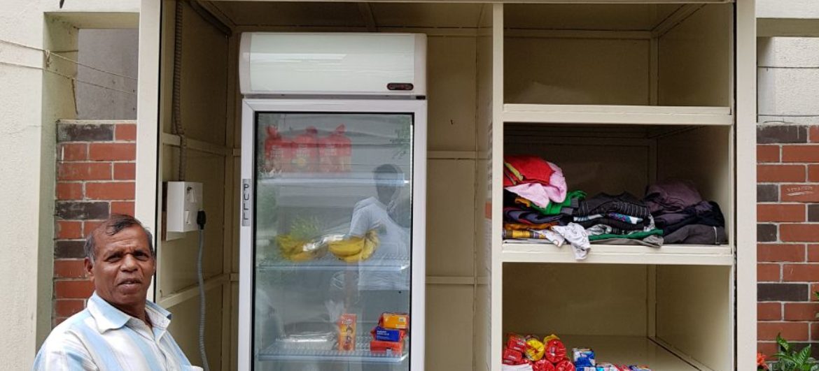 SHARING FRIDGE – INDIA – BANGALORE | Helpi